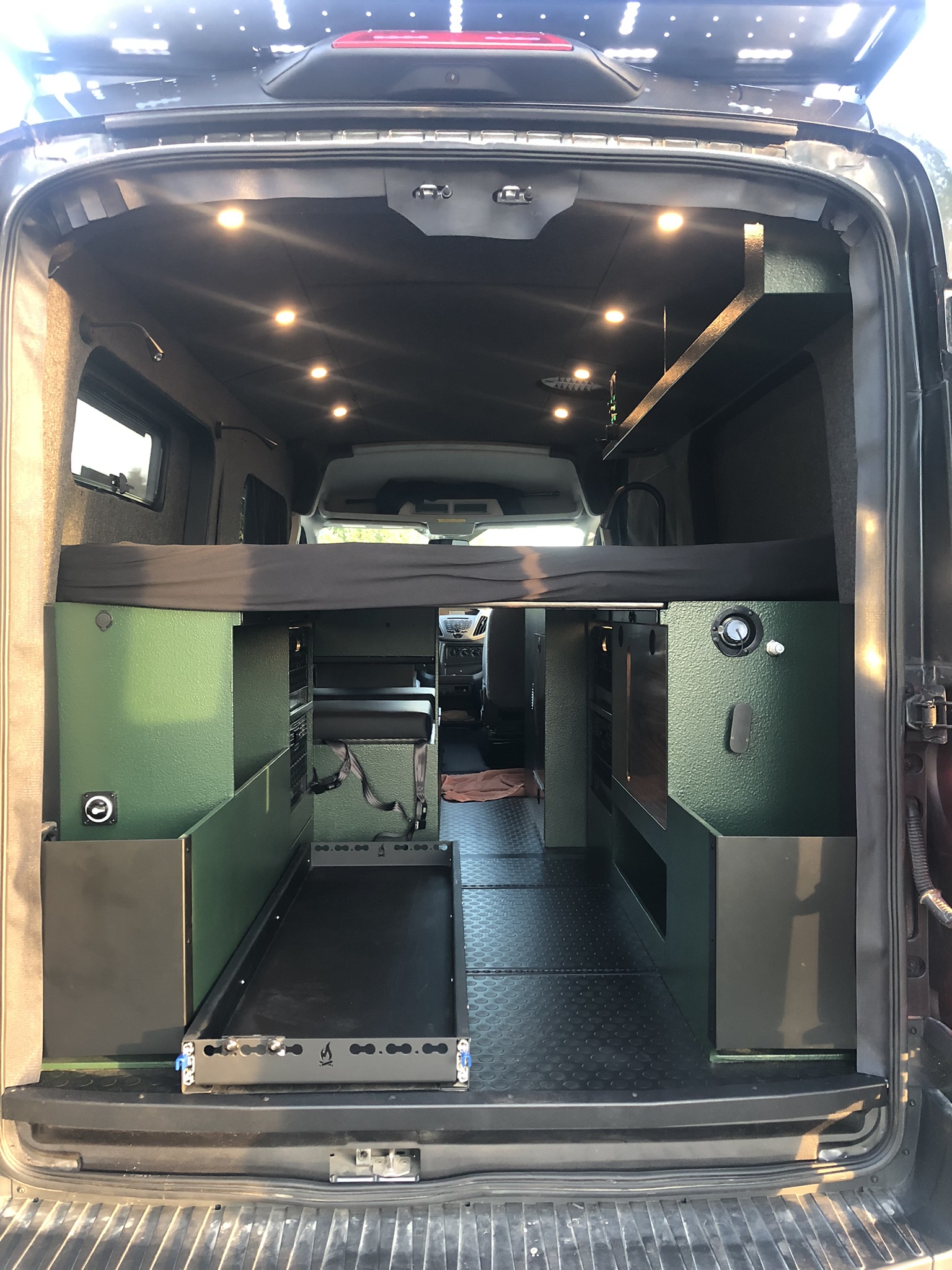 Pinnacle Campers – Ford Transit Adventure Van's