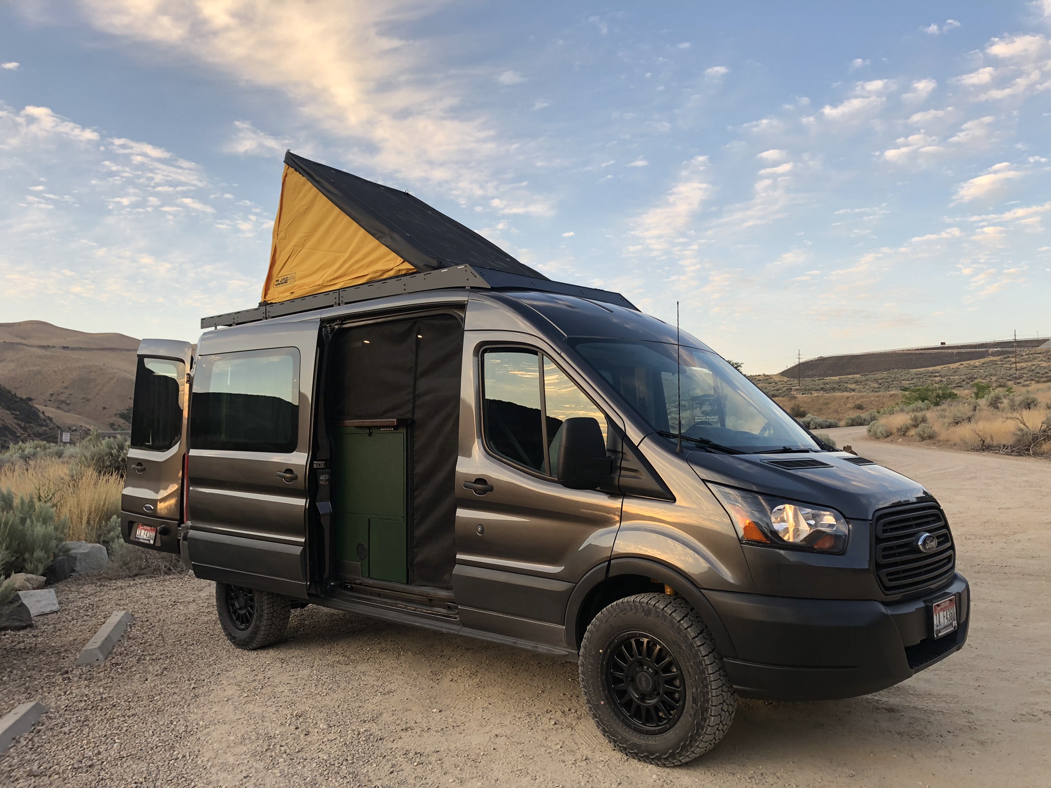 Pinnacle Campers – Ford Transit Adventure Van's
