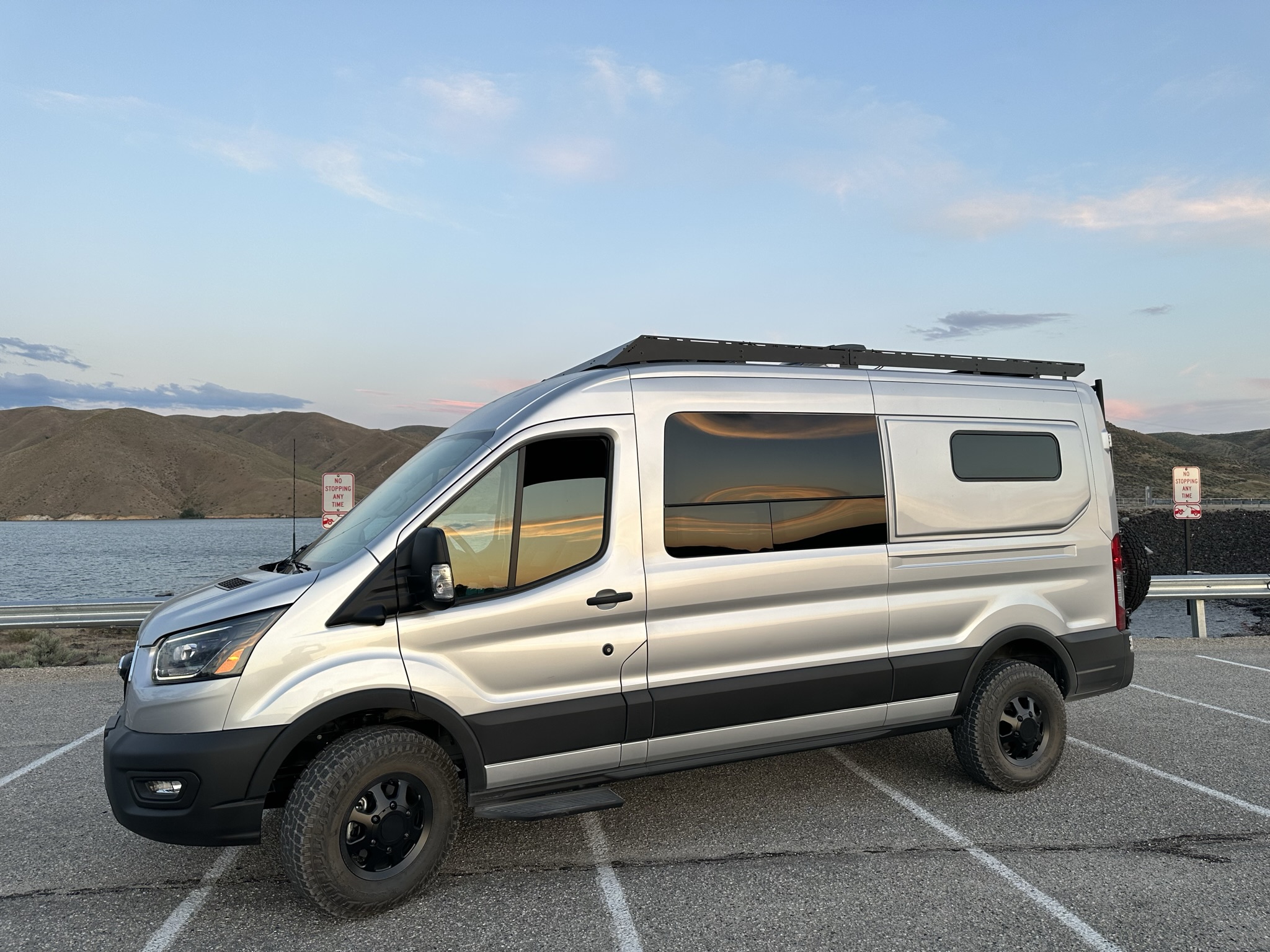 Pinnacle Campers – Ford Transit Adventure Van's