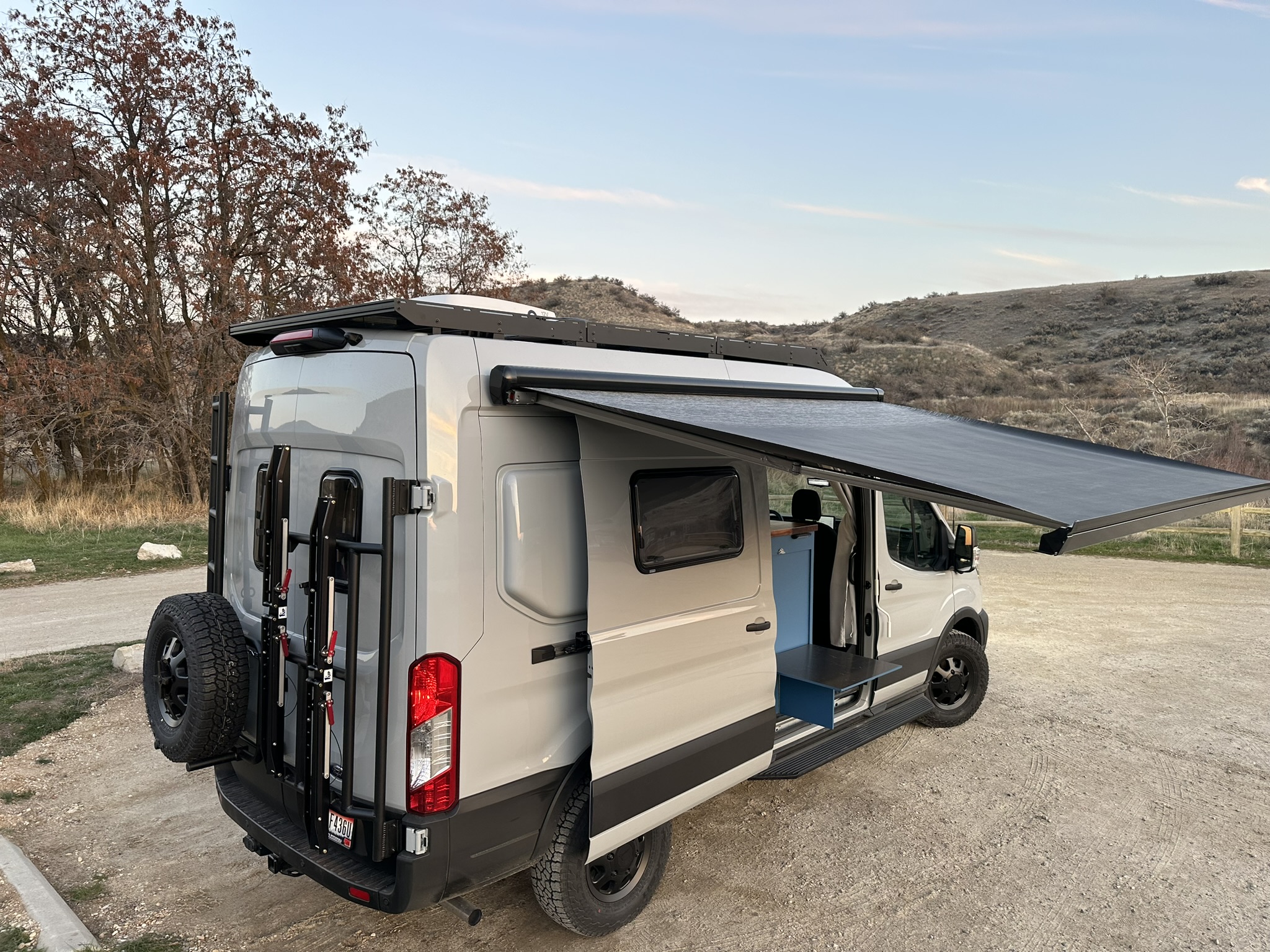 Pinnacle Campers – Ford Transit Adventure Van's