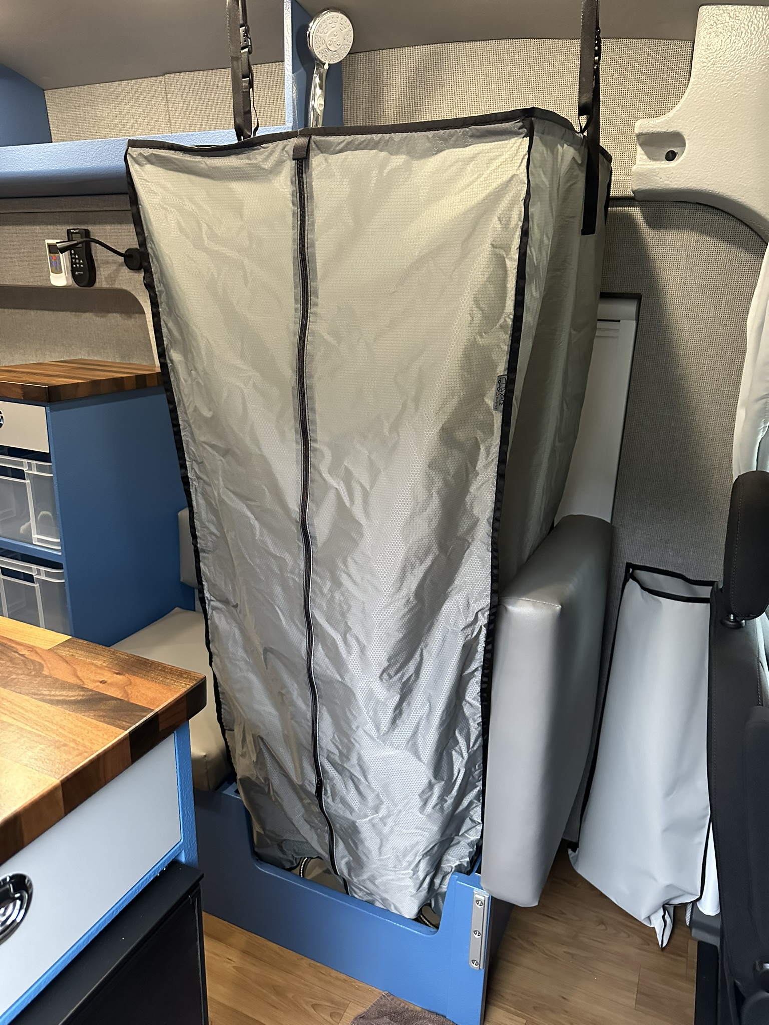 Pinnacle Campers – Ford Transit Adventure Van's