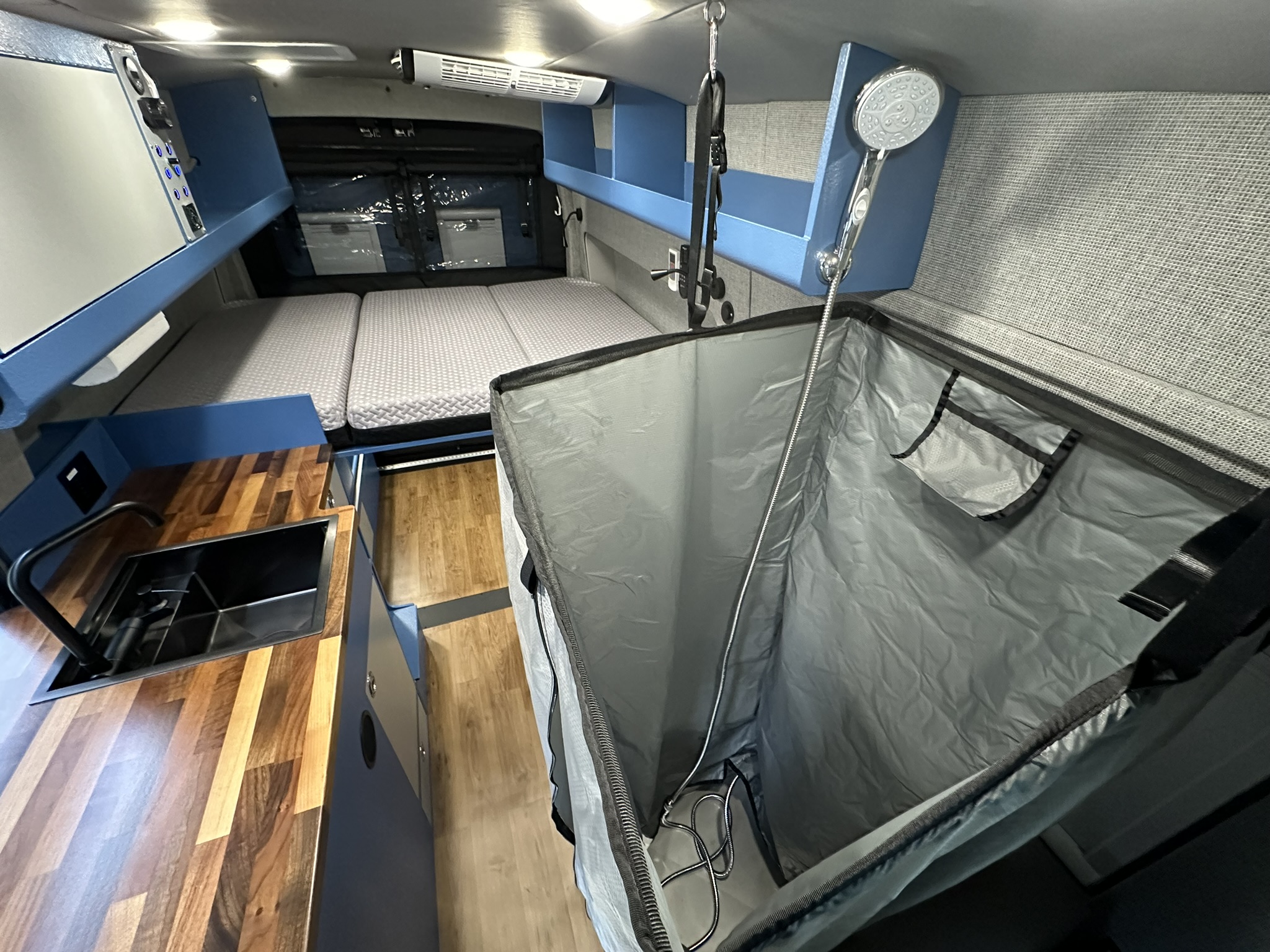 Pinnacle Campers – Ford Transit Adventure Van's